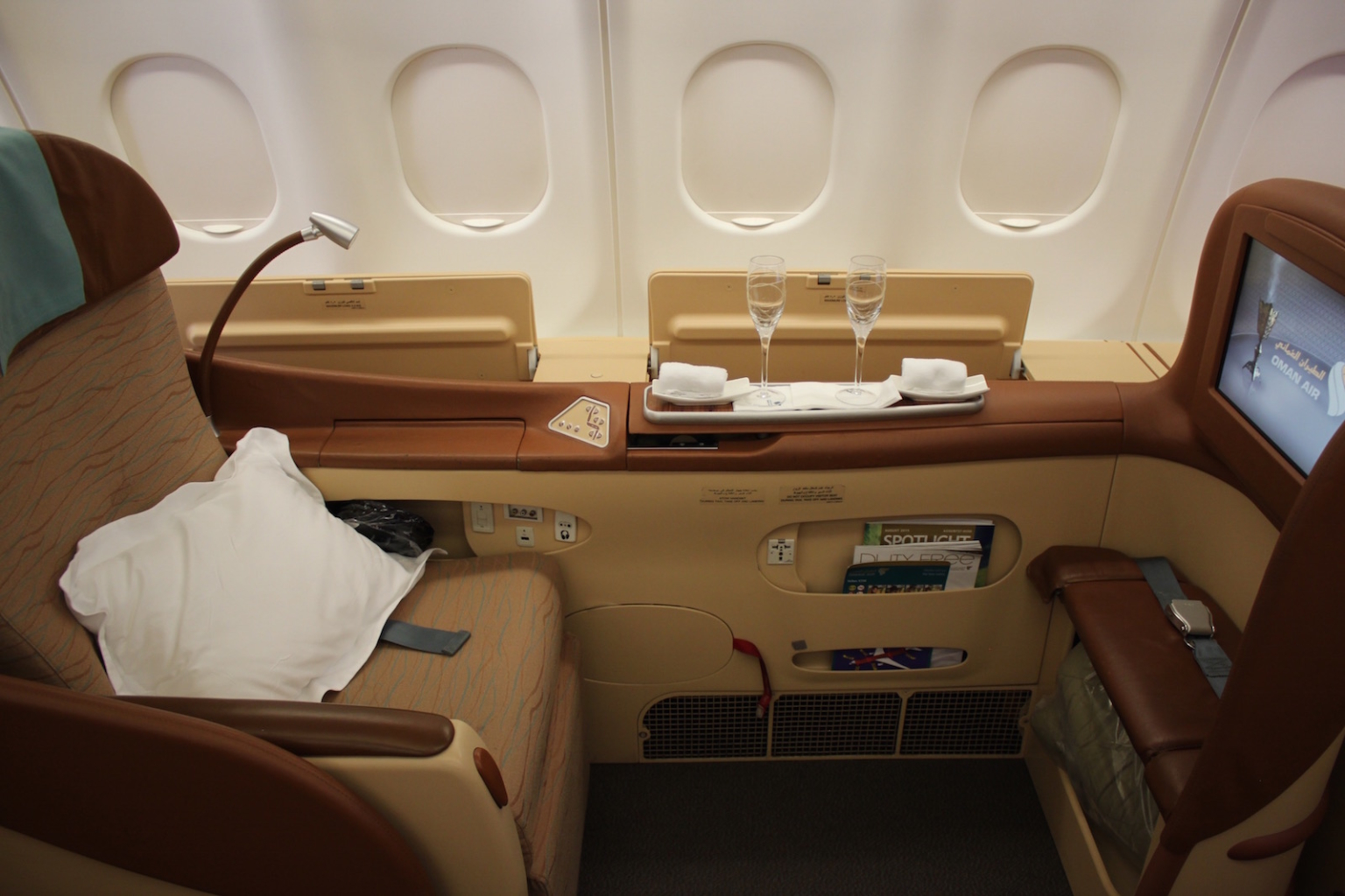 Review: Oman Air A330 Business Muscat - Bangkok