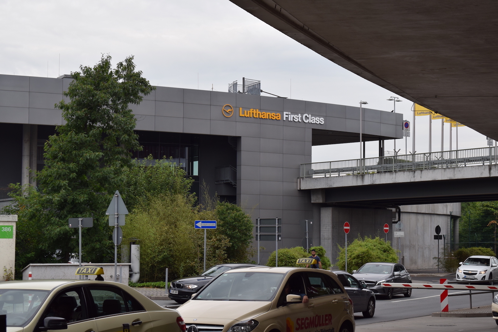 Review: First Class Terminal Frankfurt - You Have Been Upgraded